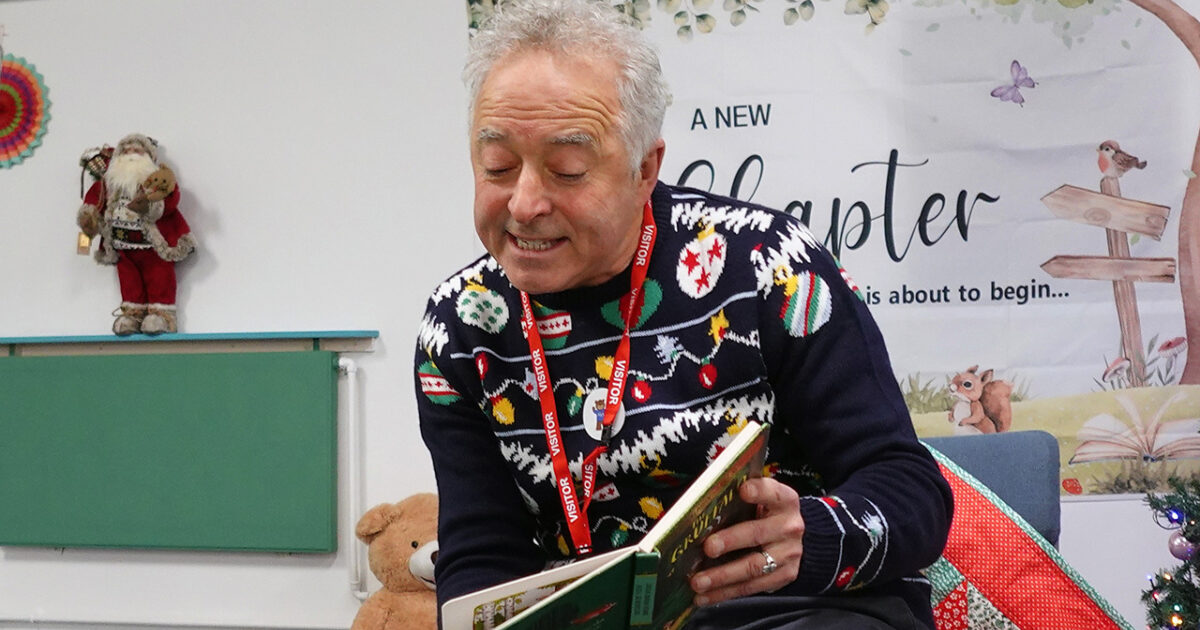 Frank Cottrell-Boyce's visit to Featherstone Prison | BookTrust